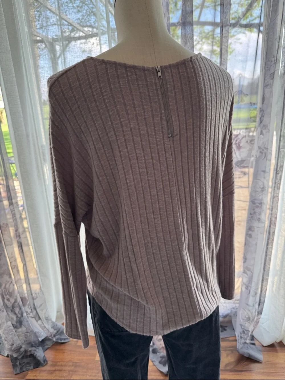 Green Envelope | Sweaters | Green Envelope Ribbed Crewneck Sweater In ...
